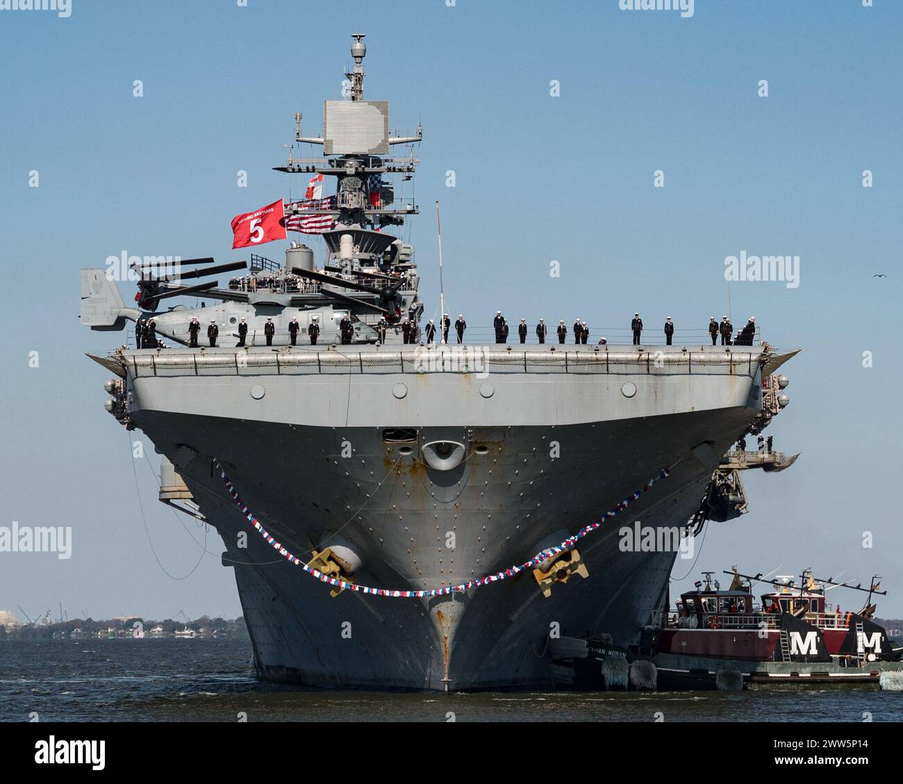 The Wasp Class Amphibious Assault Ship Uss Bataan Lhd Assigned To