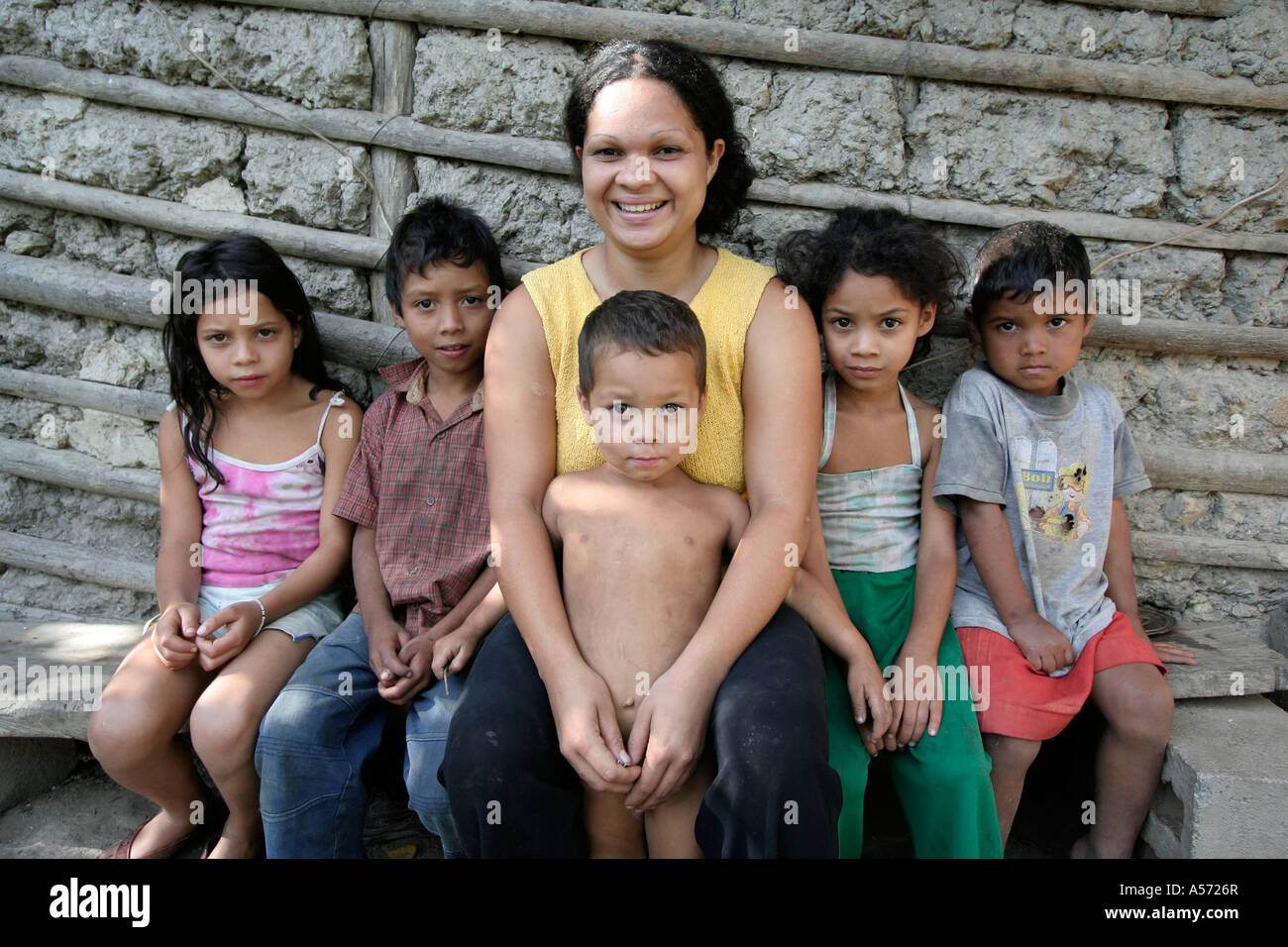 Painet ja1333 venezuela woman female mother children kids buenavista ... Painet ja1333 venezuela woman female mother children kids buenavista ...