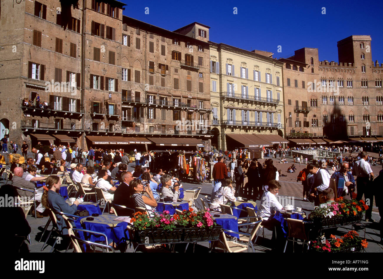 Siena - Restaurants in Piazza del Campo Stock Photo, Royalty Free Image ... Siena - Restaurants in Piazza del Campo Stock Photo, Royalty Free Image ...