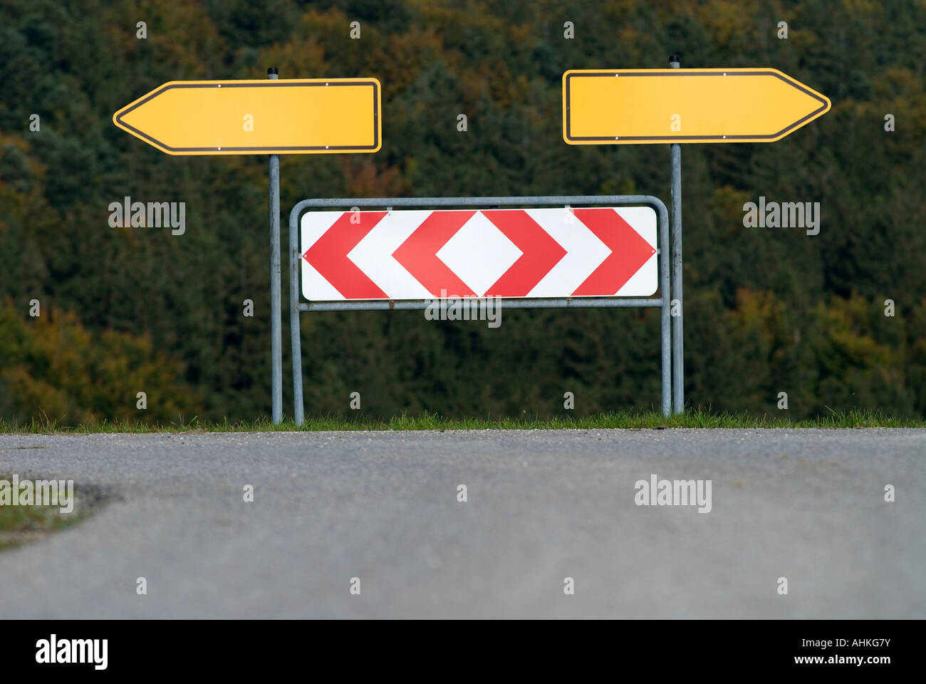 traffic sign arrows pointing left and right Germany Stock Photo ... traffic sign arrows pointing left and right Germany Stock Photo ...