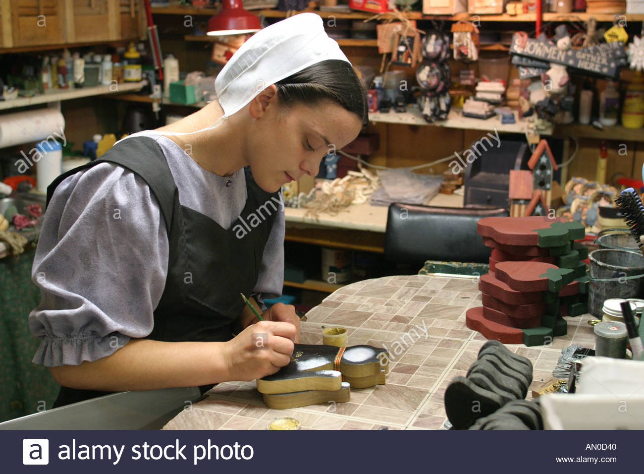 Pennsylvania Lancaster County Bird in Hand Farmers Market Amish teen ... Pennsylvania Lancaster County Bird in Hand Farmers Market Amish teen ...