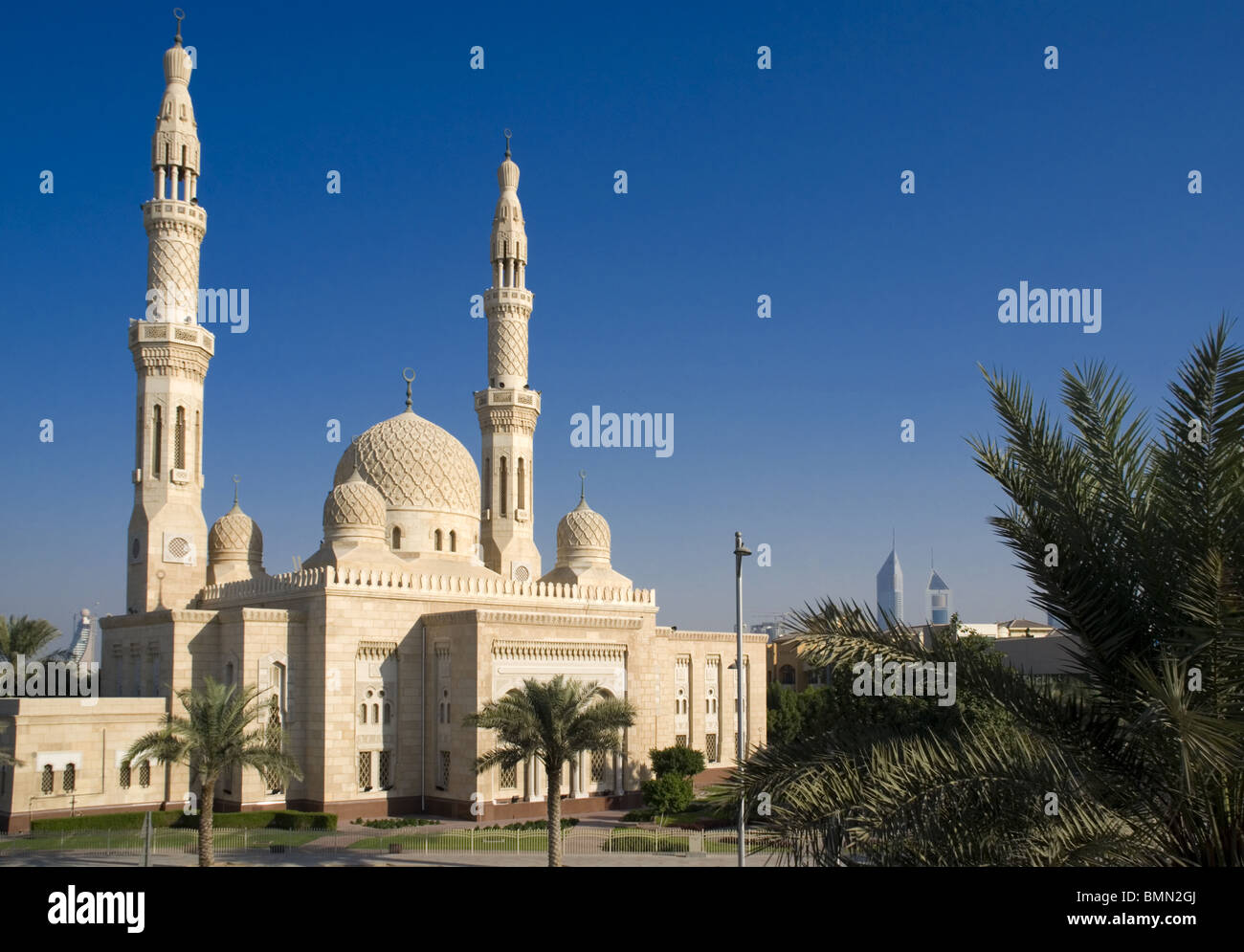 Dubai, Jumeirah Mosque Stock Photo, Royalty Free Image: 29966514 - Alamy Dubai, Jumeirah Mosque Stock Photo, Royalty Free Image: 29966514 - Alamy