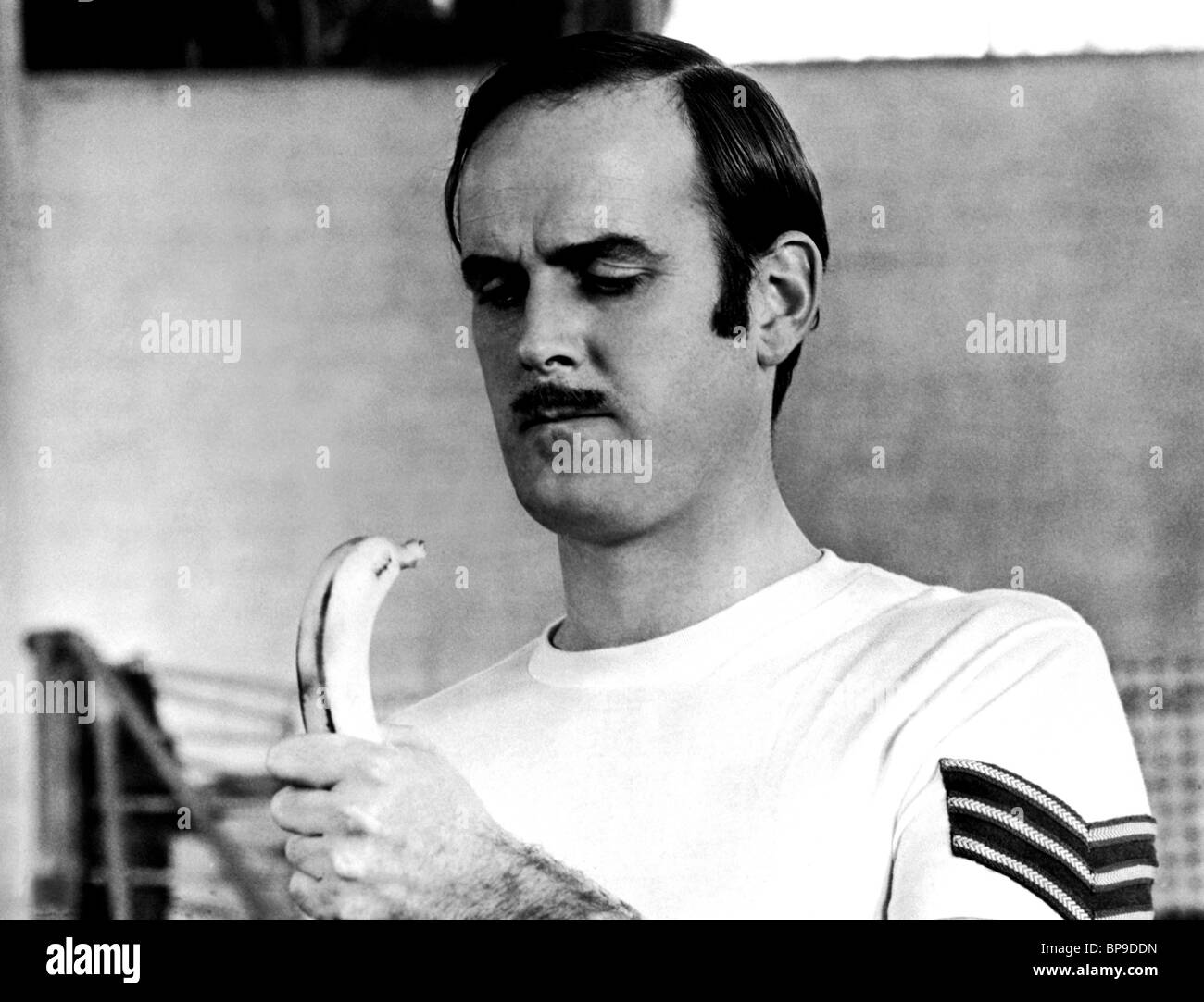 JOHN CLEESE MONTY PYTHON'S; AND NOW FOR SOMETHING COMPLETELY Stock ... JOHN CLEESE MONTY PYTHON'S; AND NOW FOR SOMETHING COMPLETELY Stock ...