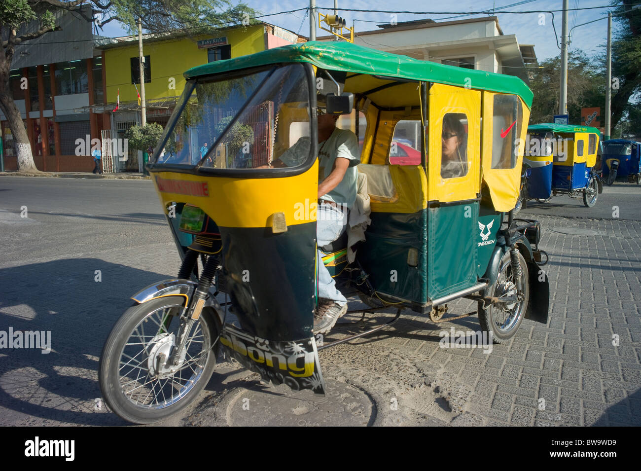 Mototaxi, Piura, Peru Stock Photo, Royalty Free Image: 32794309 - Alamy Mototaxi, Piura, Peru Stock Photo, Royalty Free Image: 32794309 - Alamy