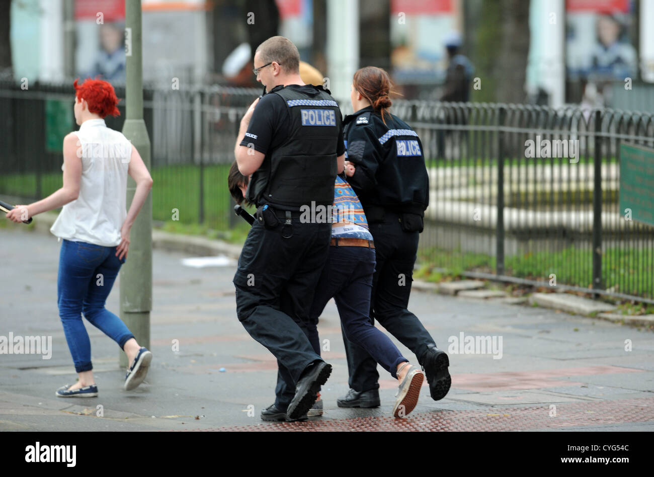 Brighton Sussex Uk 4 November 2012 Police Make An Arrest Outside