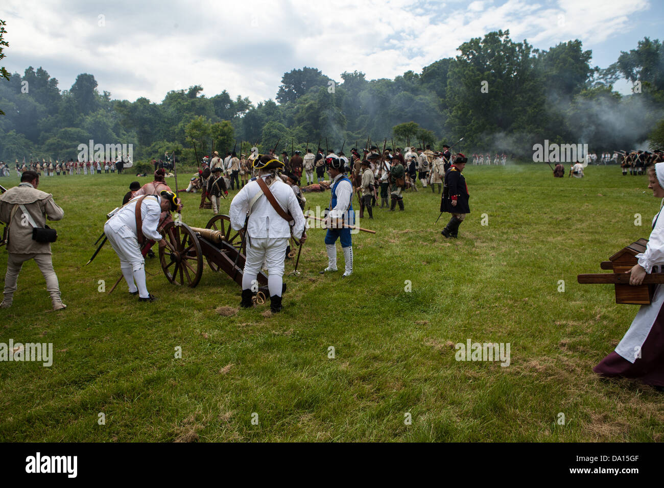 Lancaster, Pennsylvania - Revolutionary War Reenactors gather at an ... Lancaster, Pennsylvania - Revolutionary War Reenactors gather at an ...
