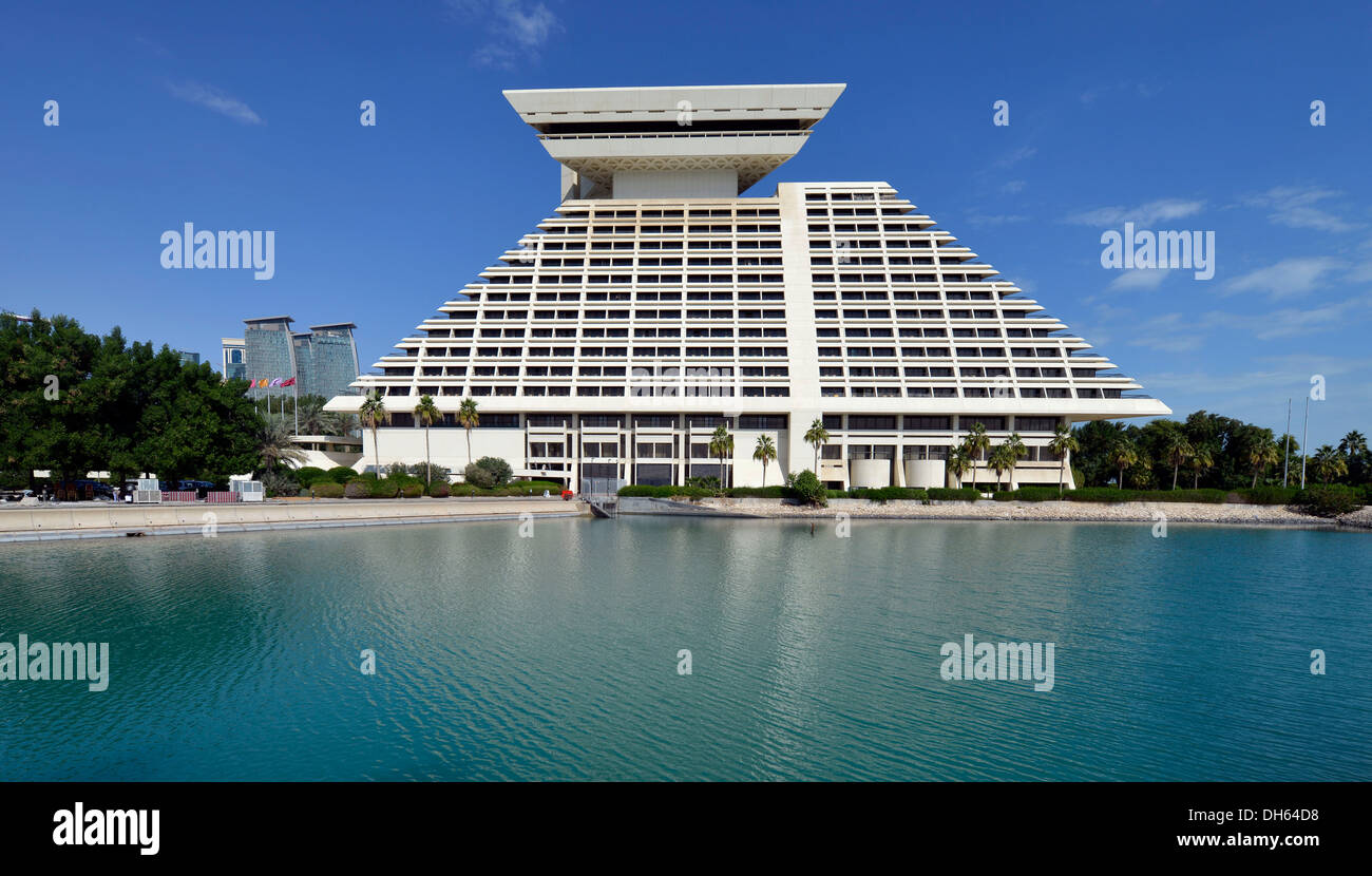 Sheraton Doha Hotel, Doha Corniche, Doha, Doha, Qatar Stock Photo ... Sheraton Doha Hotel, Doha Corniche, Doha, Doha, Qatar Stock Photo ...
