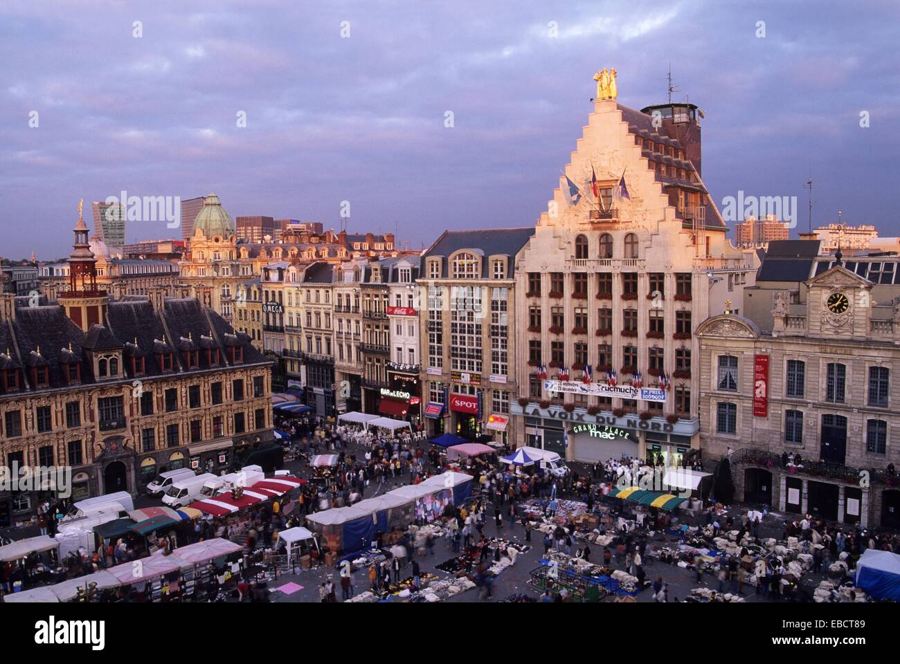 Braderie, street market on Grand Place, Lille, Nord department Stock ... Braderie, street market on Grand Place, Lille, Nord department Stock ...