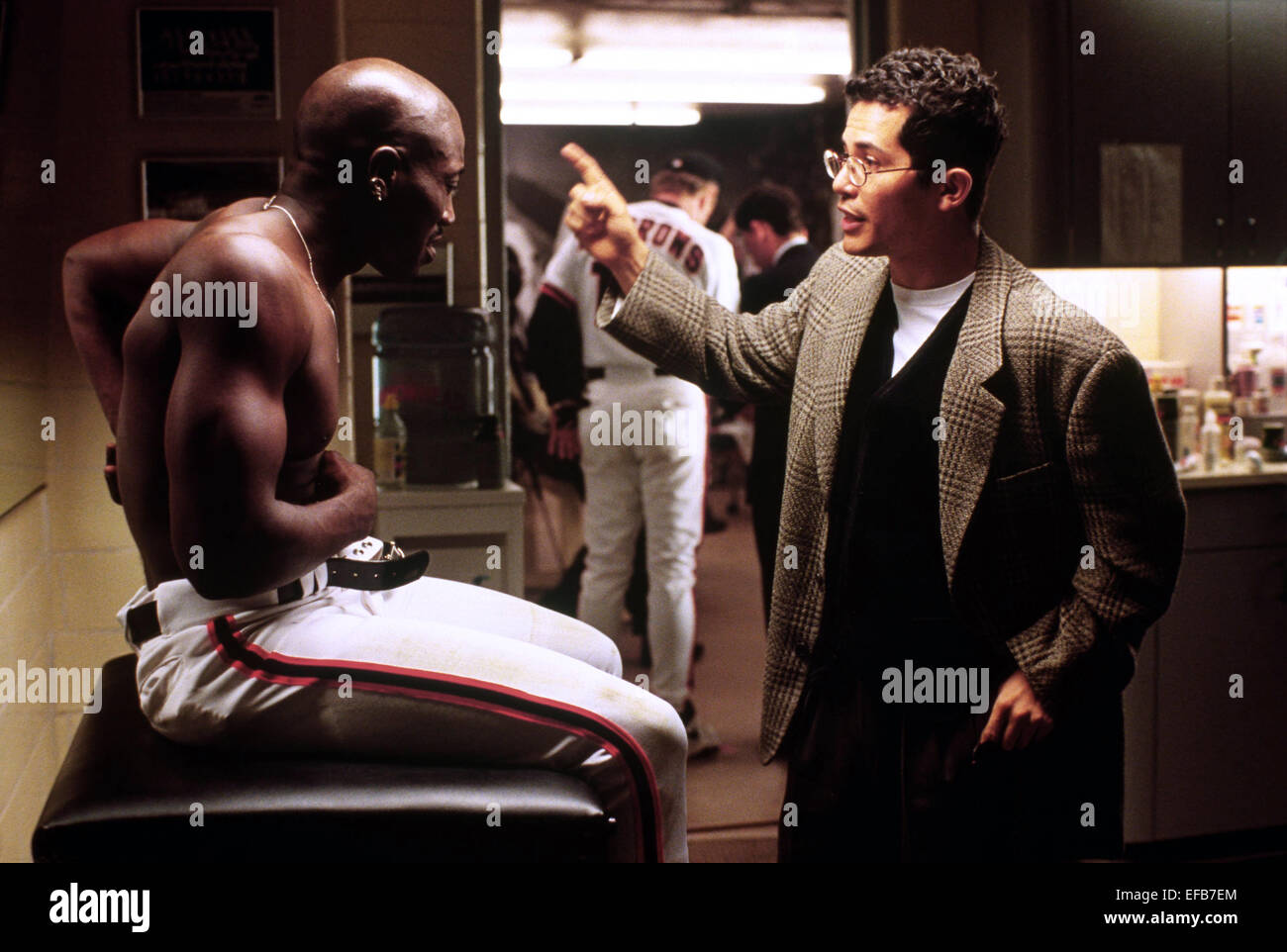WESLEY SNIPES & JOHN LEGUIZAMO THE FAN (1996 Stock Photo: 78308684 - Alamy WESLEY SNIPES & JOHN LEGUIZAMO THE FAN (1996 Stock Photo: 78308684 - Alamy