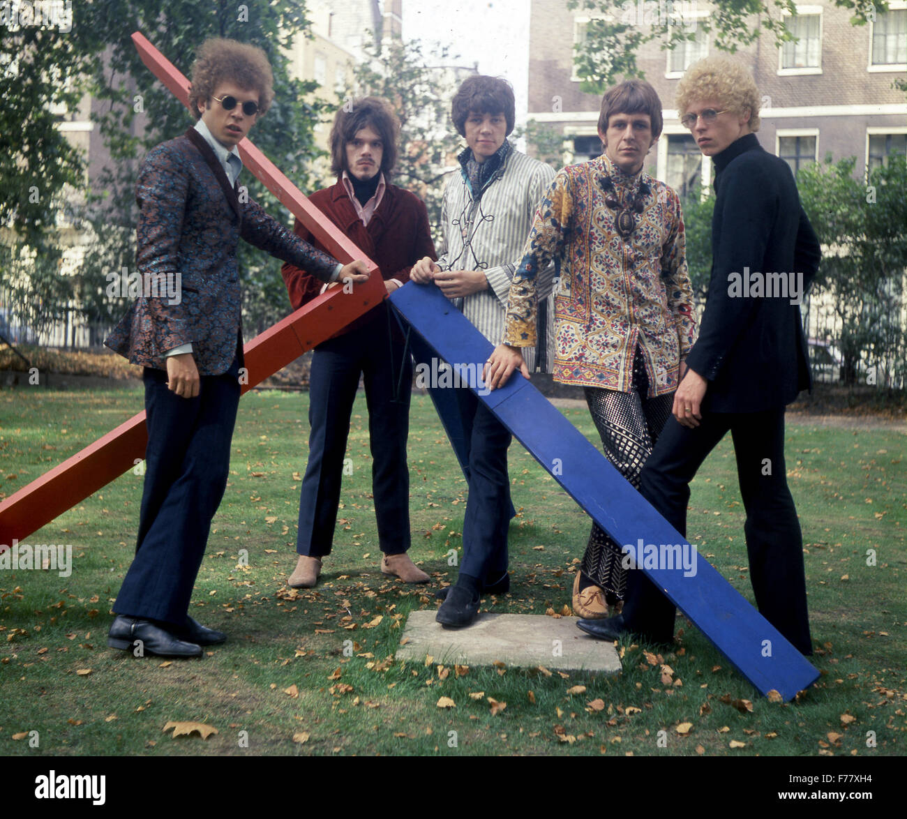 THE MOVE UK pop group in September 1967. From left: Trevor Burton Stock Photo, Royalty Free ...