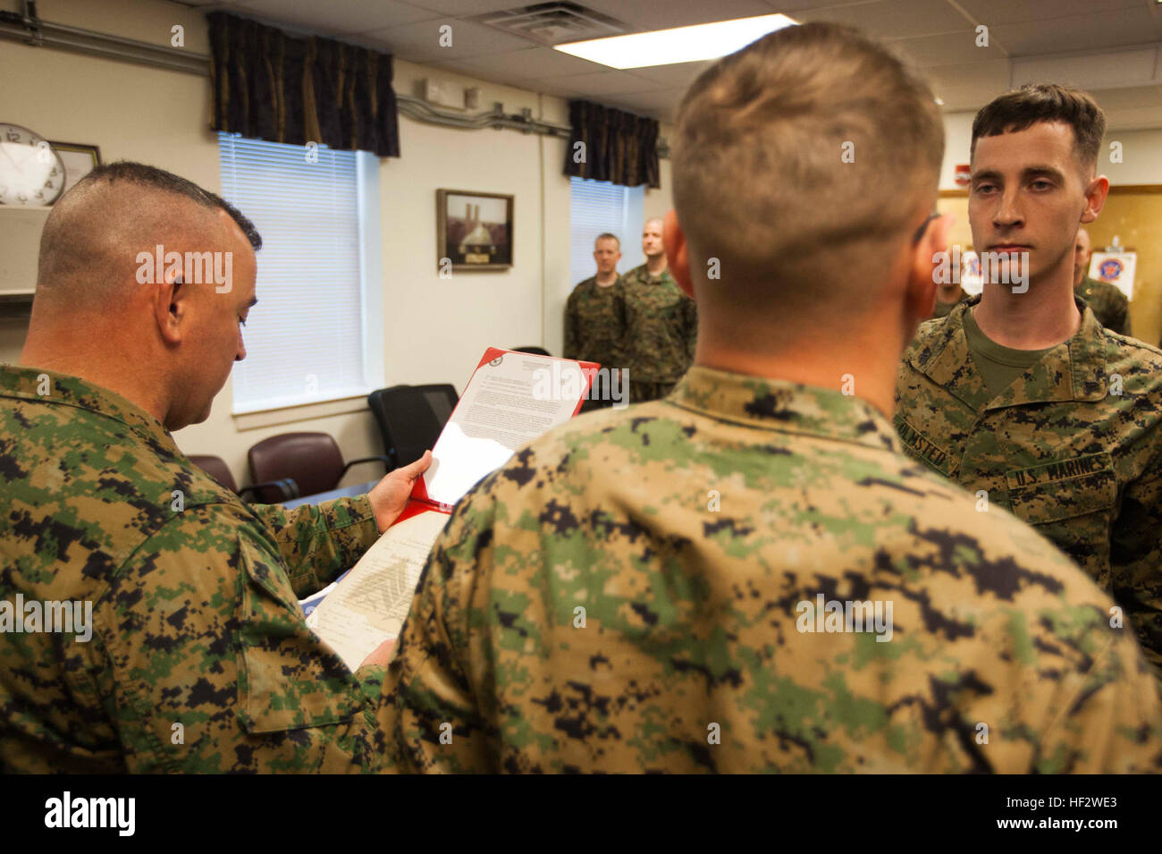 U S Marine Corps Master Gunnery Sgt Glenn Cooper Left 22nd Marine