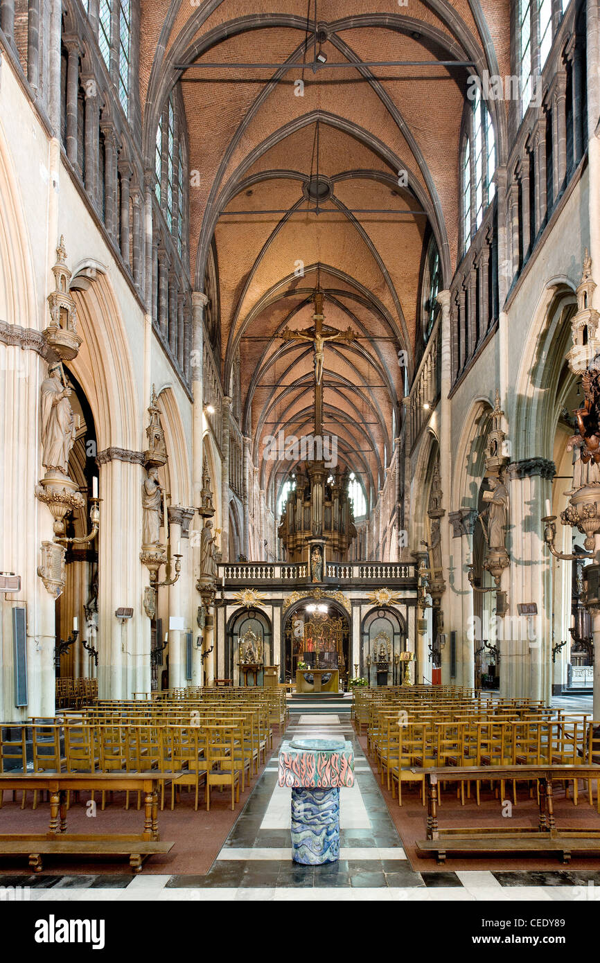 Liebfrauenkirche Brügge Stockfotos & Liebfrauenkirche Brügge Bilder - Alamy