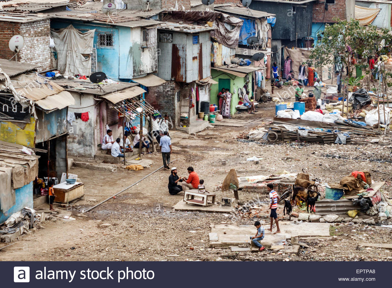 Mumbai Indien asiatische Dharavi Shahu Nagar Slum Shanties hohe Bevölkerung Dichte Armut ...