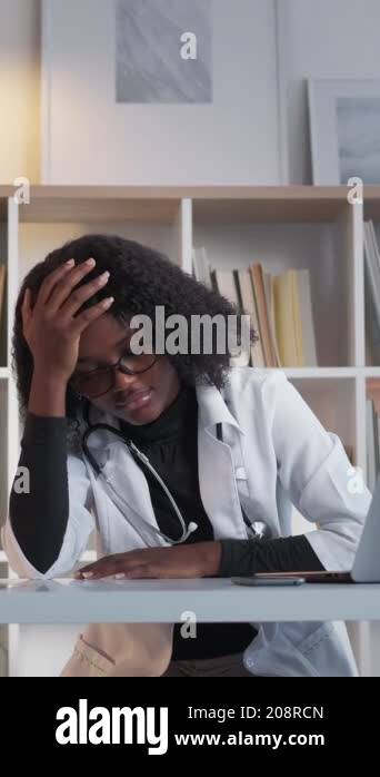 Vertical video. Medical failure. Frustrated doctor. Healthcare mistake ...