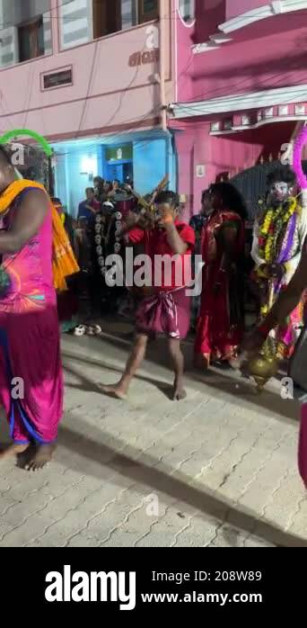 Thiruchendur, Tamilnadu, India - October 2024: 4k clip, Group of south ...