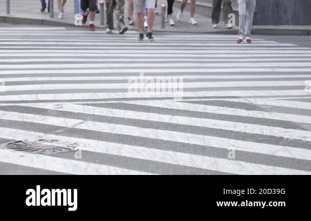 KYIV, UKRAINE OCTOBER 21, 2024 : Crowd of people on a crosswalk, slow ...