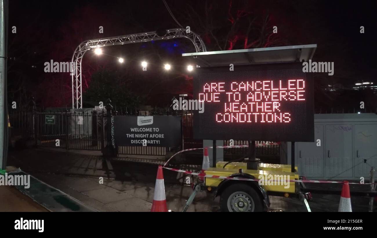 Edinburgh's Royal Mile deserted after all New Year celebrations ...