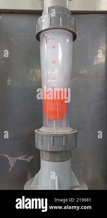 Testing the PVC Plastic Tube Water Rota Meter (Flow Meter), metering ...