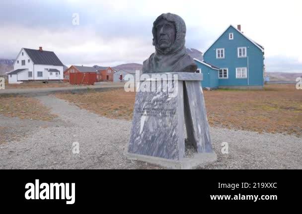 Roald Amundsen Monument in Ny Alesund, Svalbard, Norway. Famous Polar ...