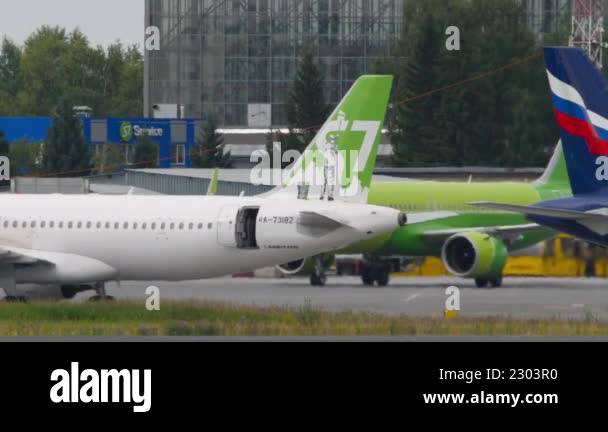 NOVOSIBIRSK, RUSSIAN FEDERATION - JULY 15, 2022: Airbus A321, RA-73717 ...
