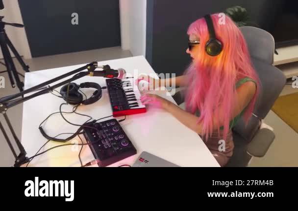 Beautiful young singer and modern musician broadcast from her home ...
