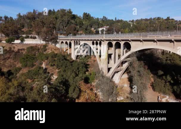 Stunning aerial footage of the Colorado Street Bridge in Pasadena ...