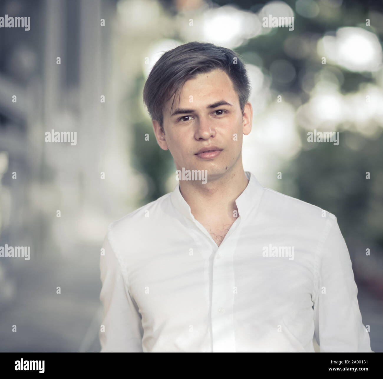 Outdoor portrait of a handsome young man Stock Photo - Alamy