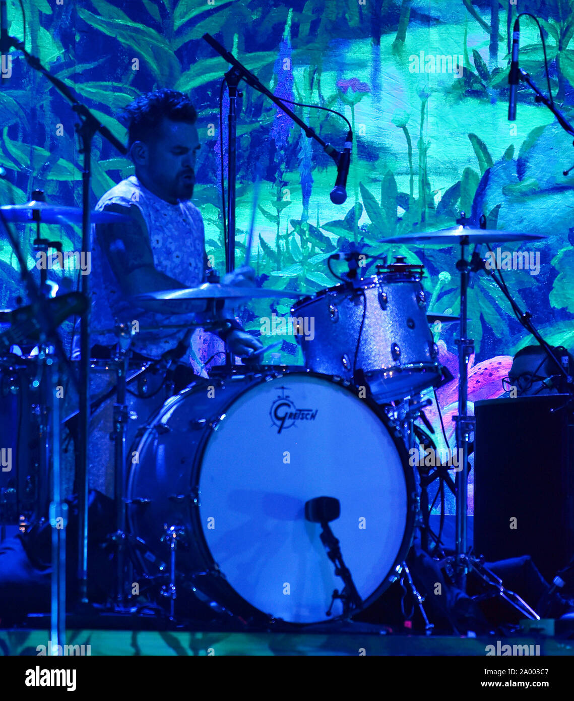 September 17, 2019, Norfolk, Virginia, USA: Rival Sons brings the rock ...