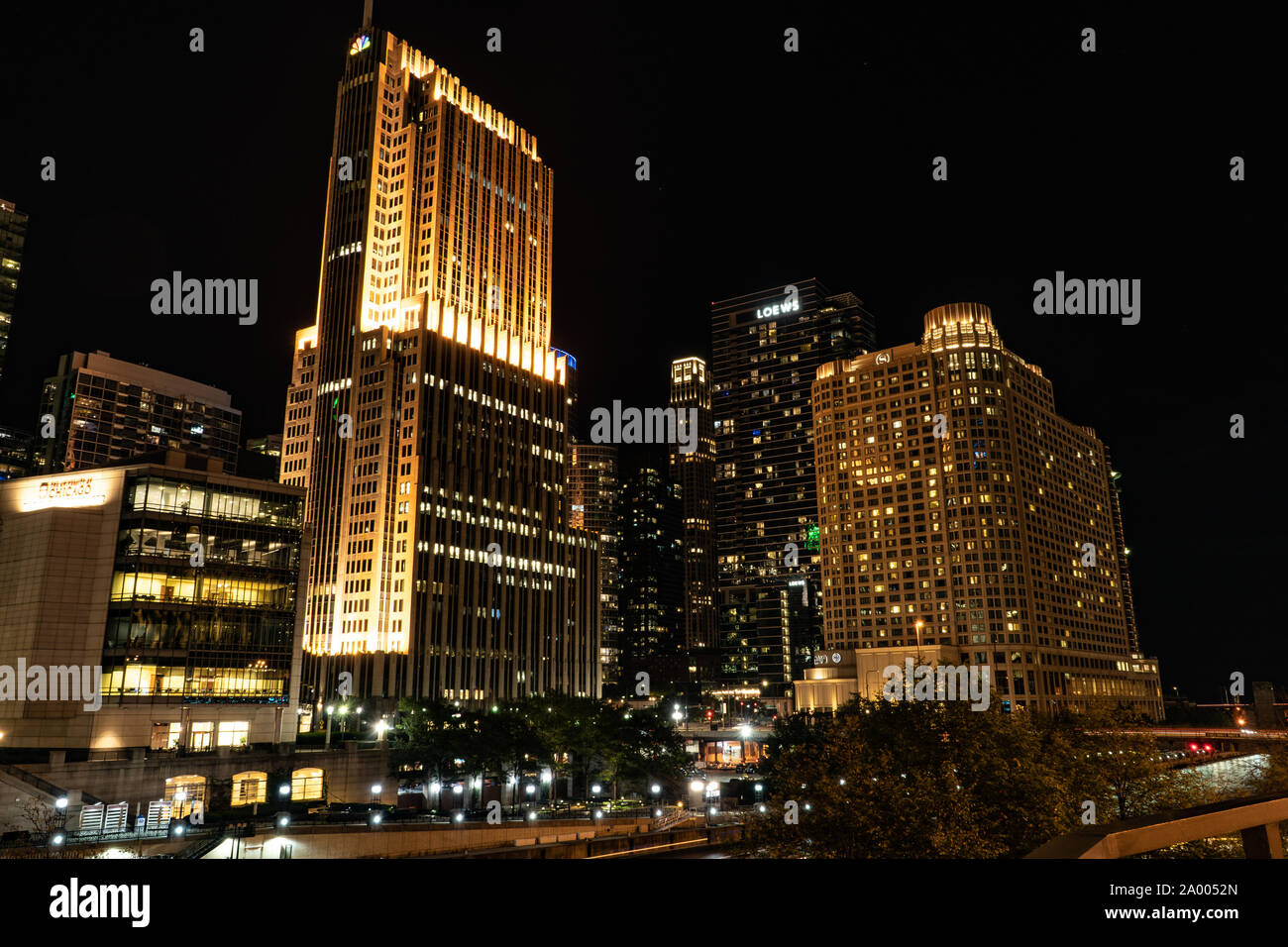 beautiful night cityscape with buildings of chicago downtown 9/13/19 ...