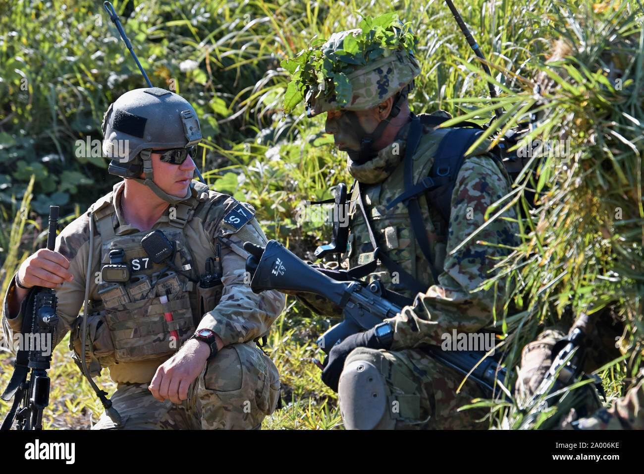 Yamato, Japan. 19th Sep, 2019. Sniper team of U.S. Army and Japan ...