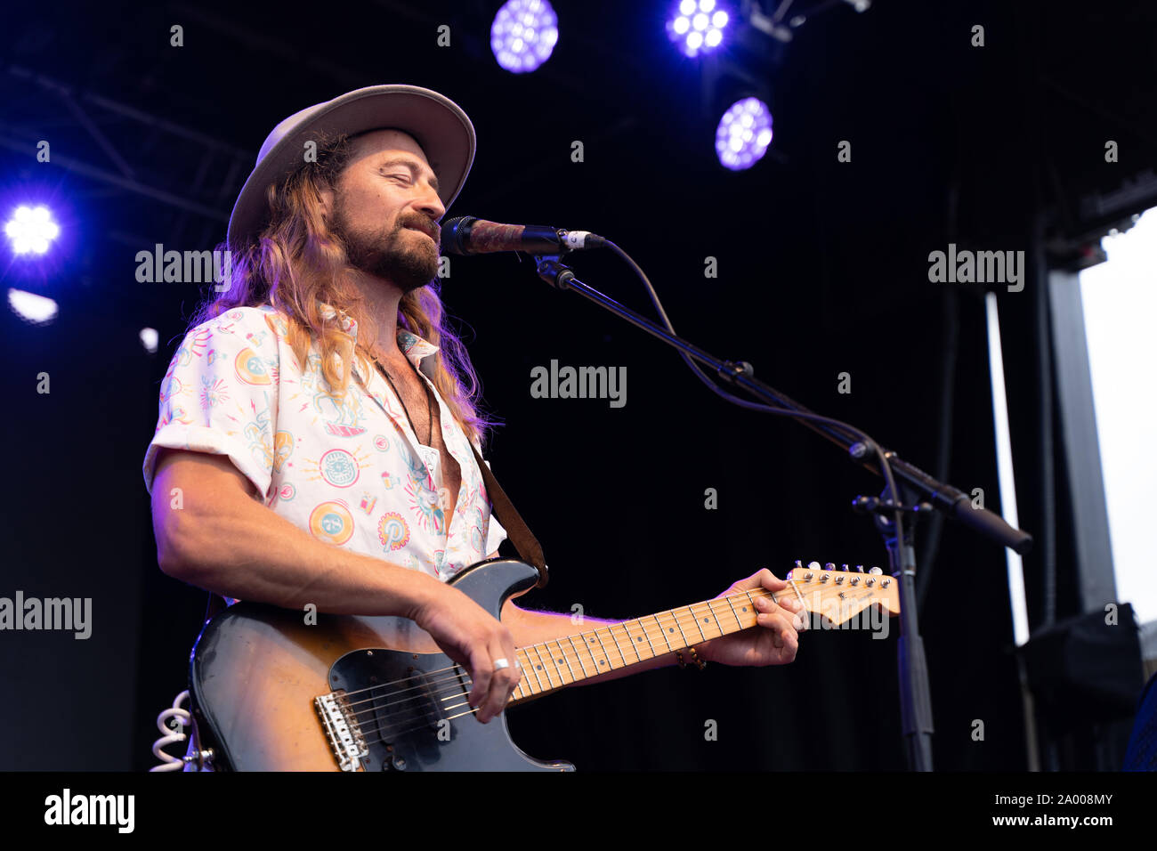 Canadian musician Jesse Roper performing at Summerset Music & Arts ...