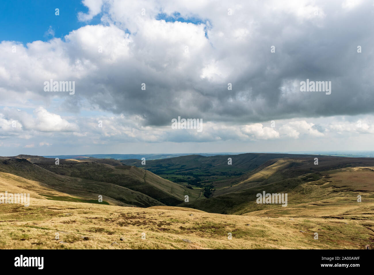 Yellow hills of the Peak District Stock Photo - Alamy