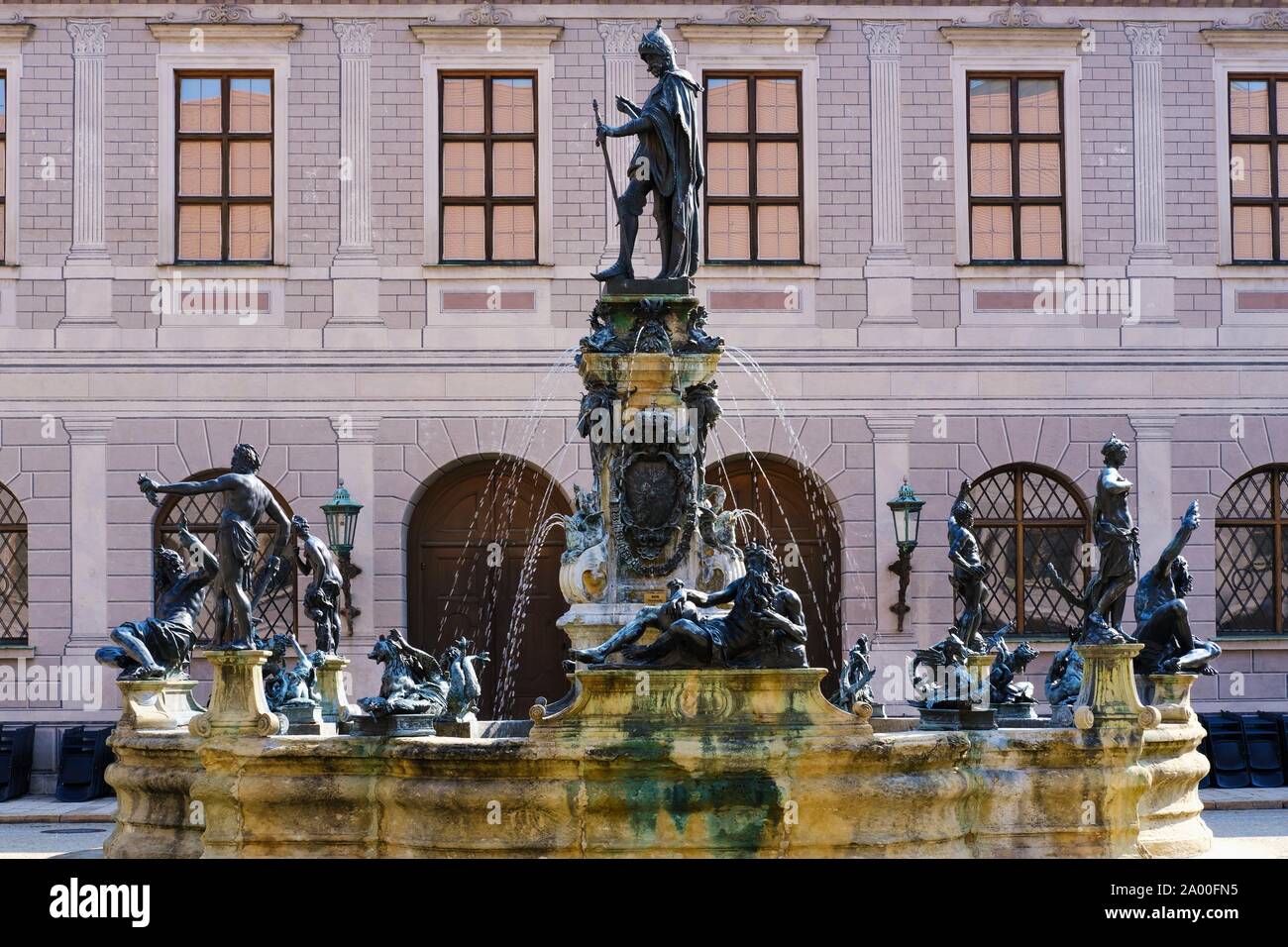 Statue of Otto von Wittelsbach on Wittelsbach fountain, Brunnenhof der Residenz, Munich, Upper ...