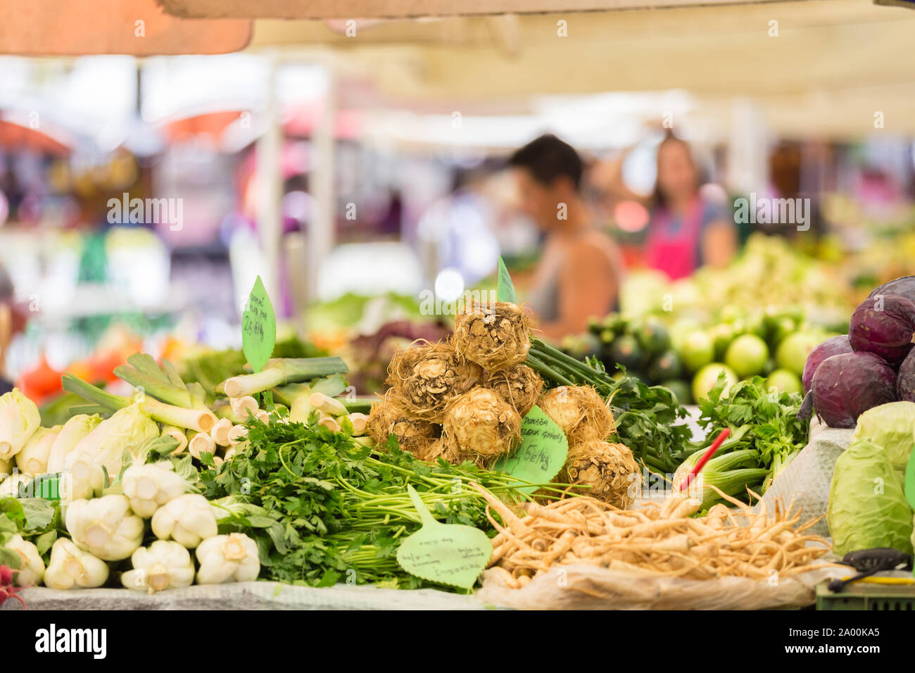 Farmers' market stall Stock Photo - Alamy
