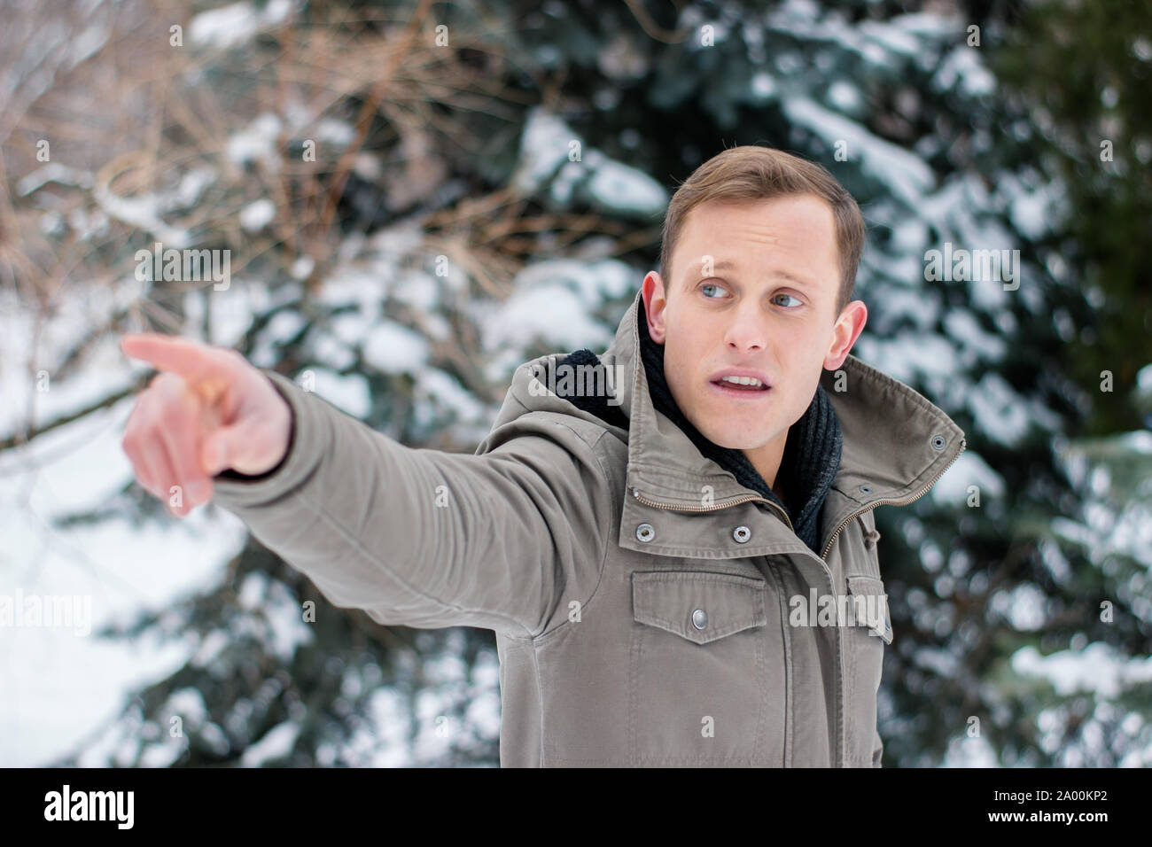 Male face looking left hi-res stock photography and images - Alamy