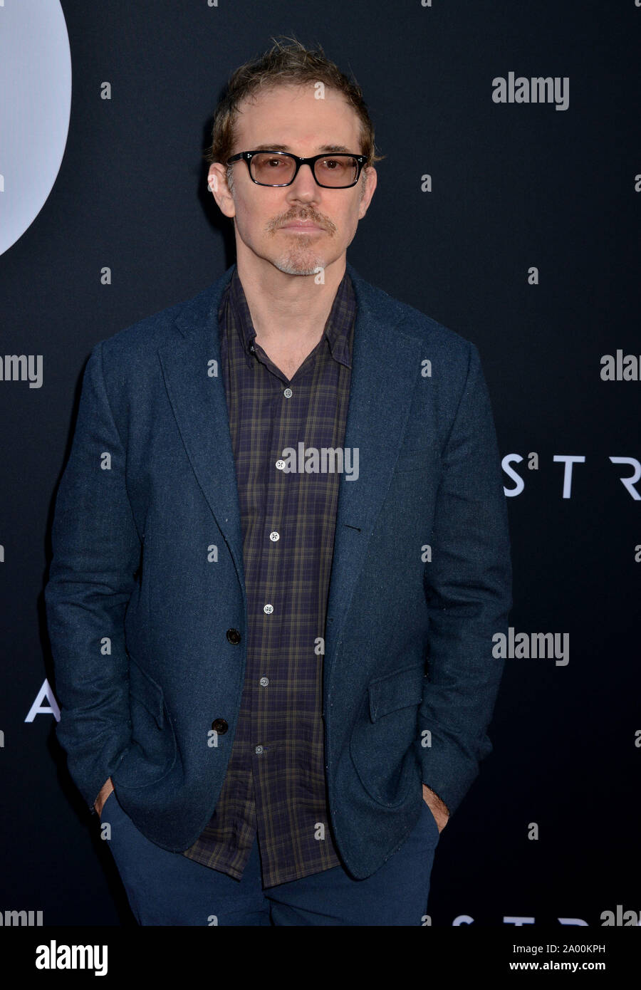 Los Angeles, USA. 18th Sep, 2018. Loren Dean - The Mule 082 arrives at ...