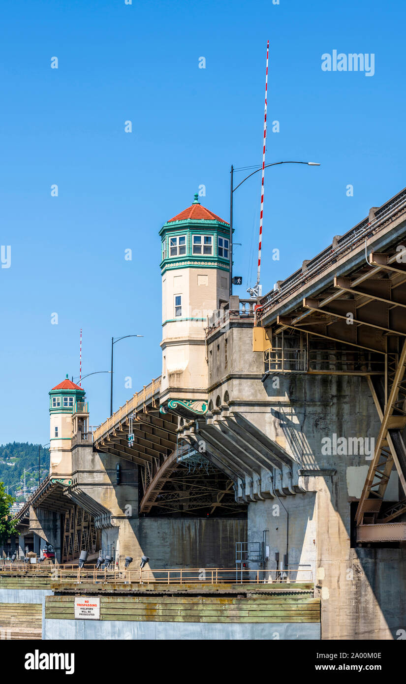 Wide truss Burnside drawbridge over the Willamette River in down town ...