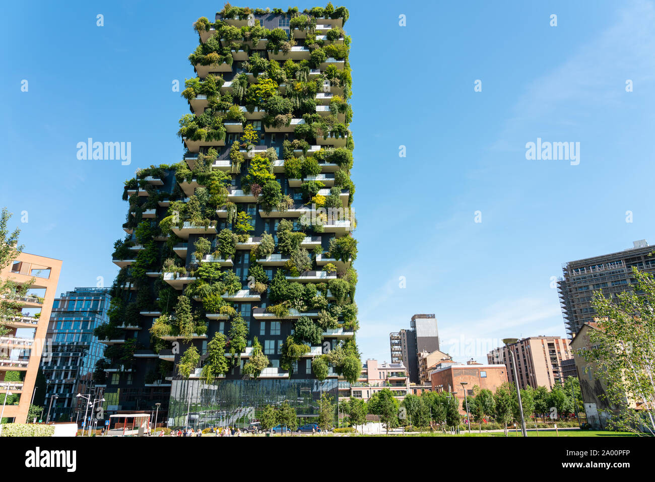 Bosco verticale park hi-res stock photography and images - Alamy