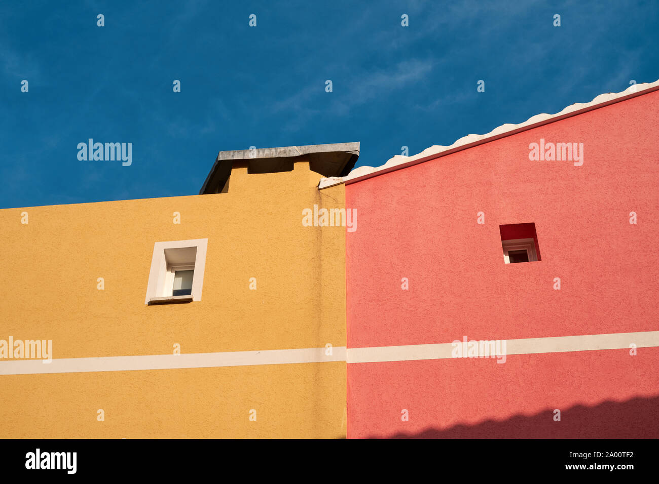 Pink external walls hi-res stock photography and images - Alamy