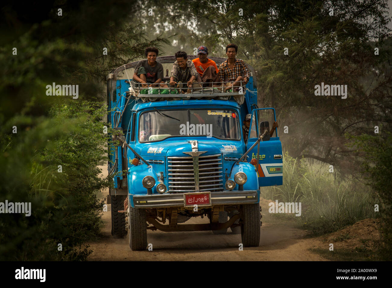 Lorry wheels hi-res stock photography and images - Alamy
