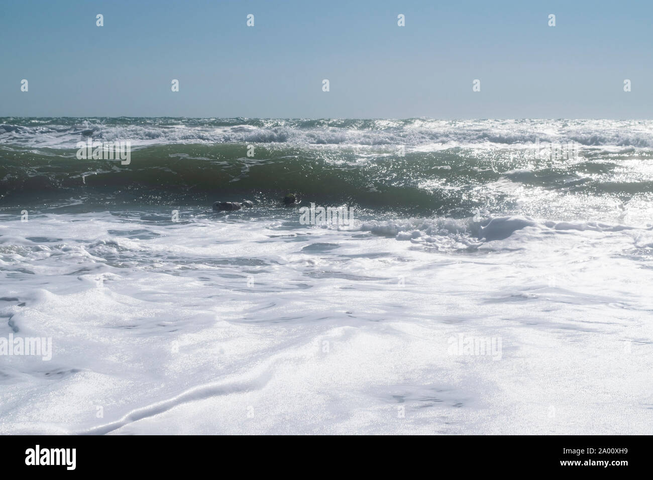 Waves lapping shore close up hi-res stock photography and images - Alamy