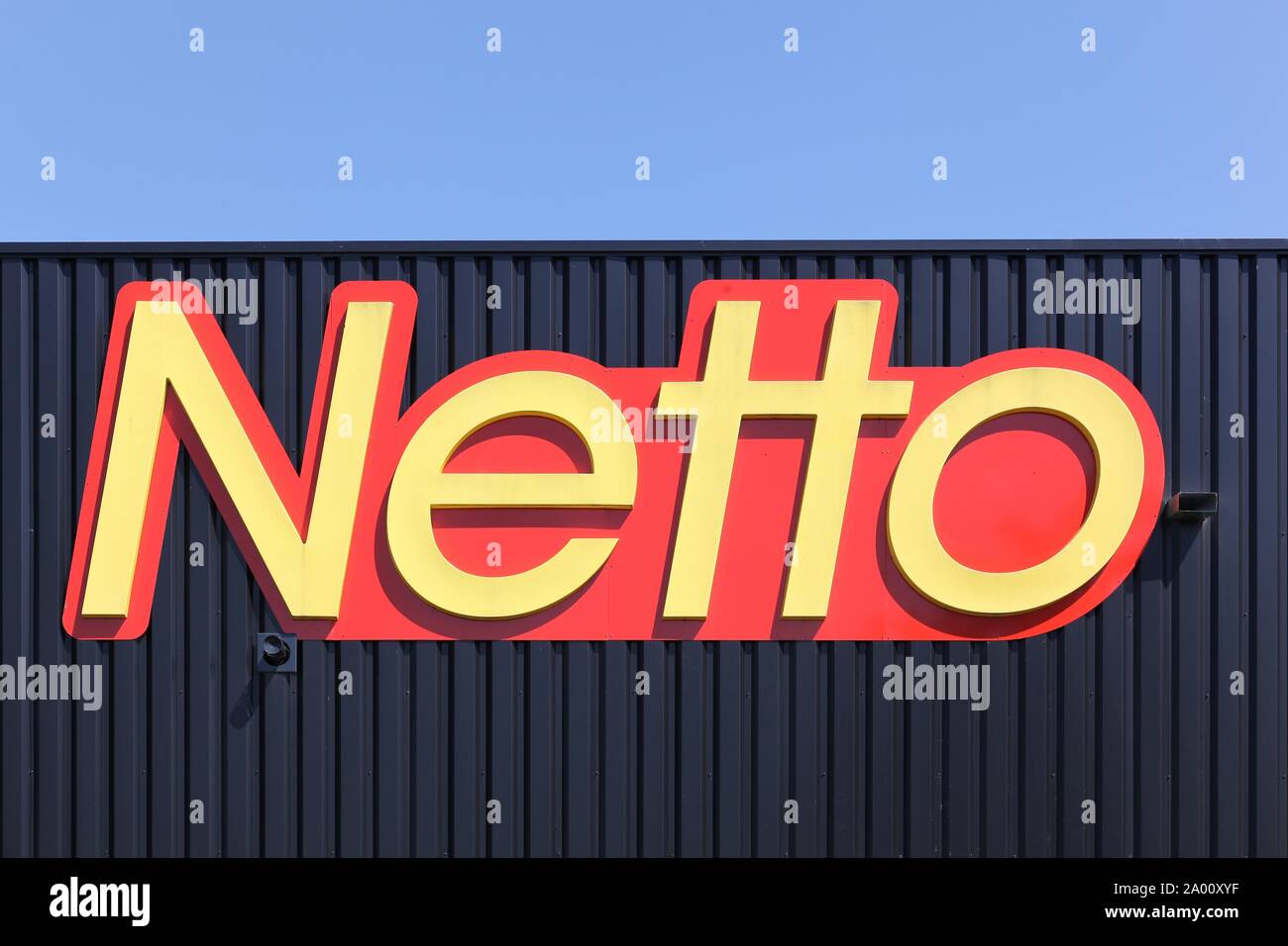 Food netto hi-res stock photography and images - Alamy