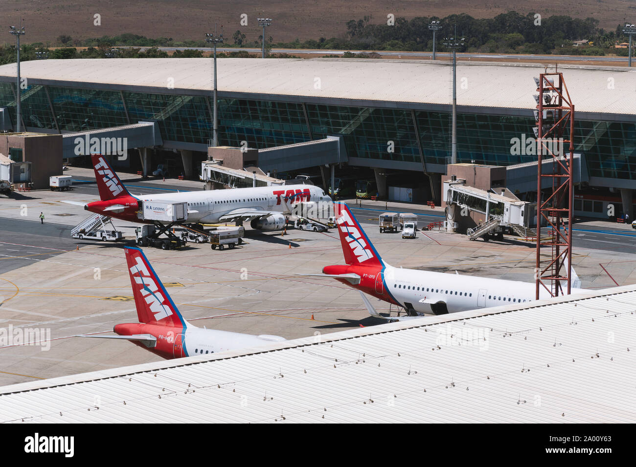 Tarmac vehicles hi-res stock photography and images - Alamy