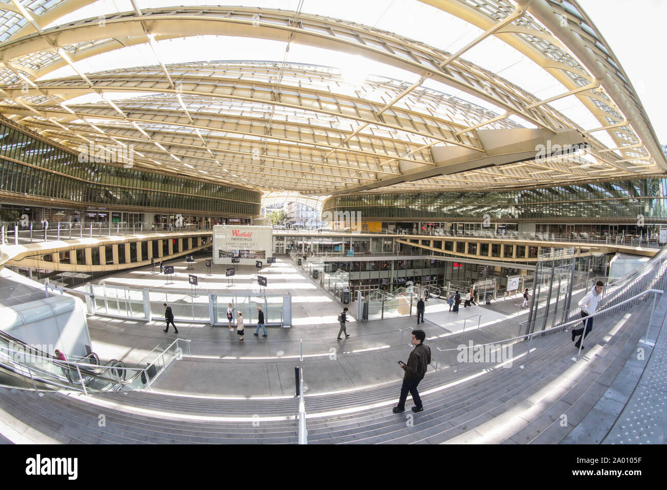 FORUM DES HALLES DEVIENT WESTFIELD FORUM DES HALLES Stock Photo - Alamy