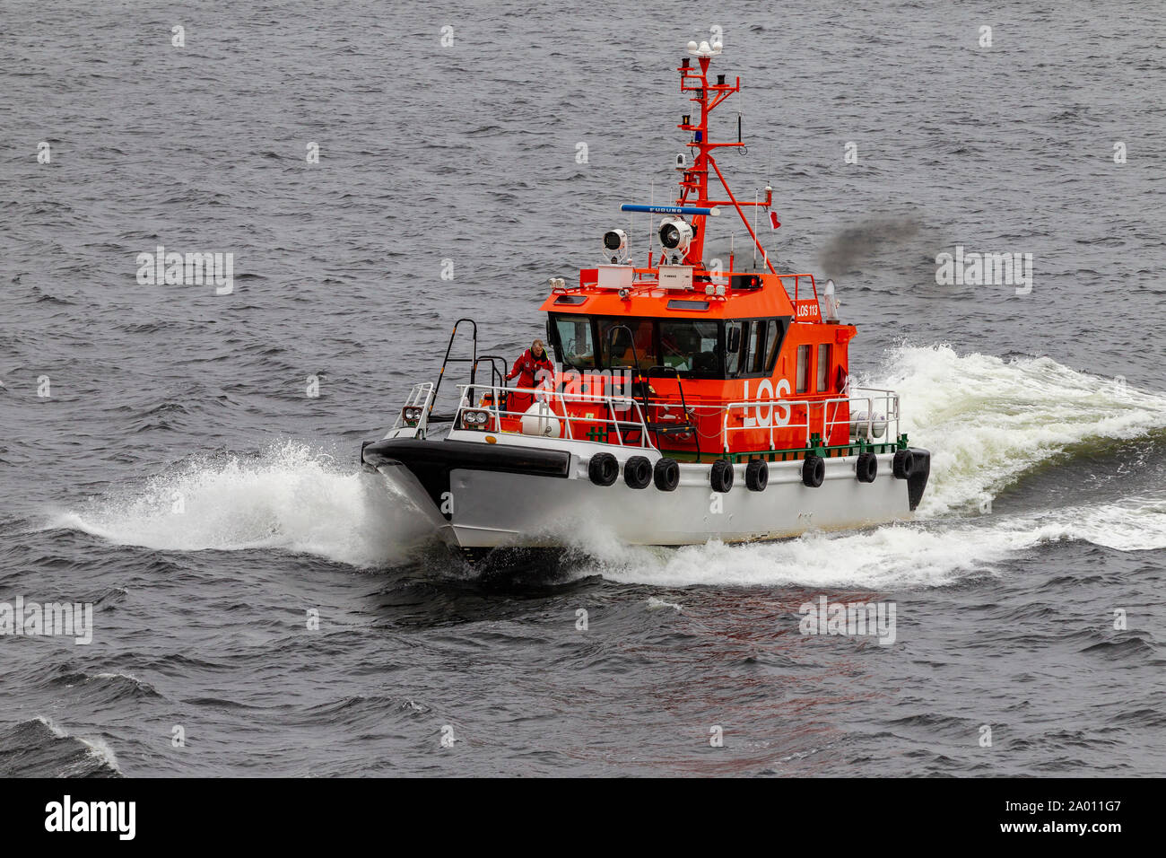 Maritime pilot hi-res stock photography and images - Alamy