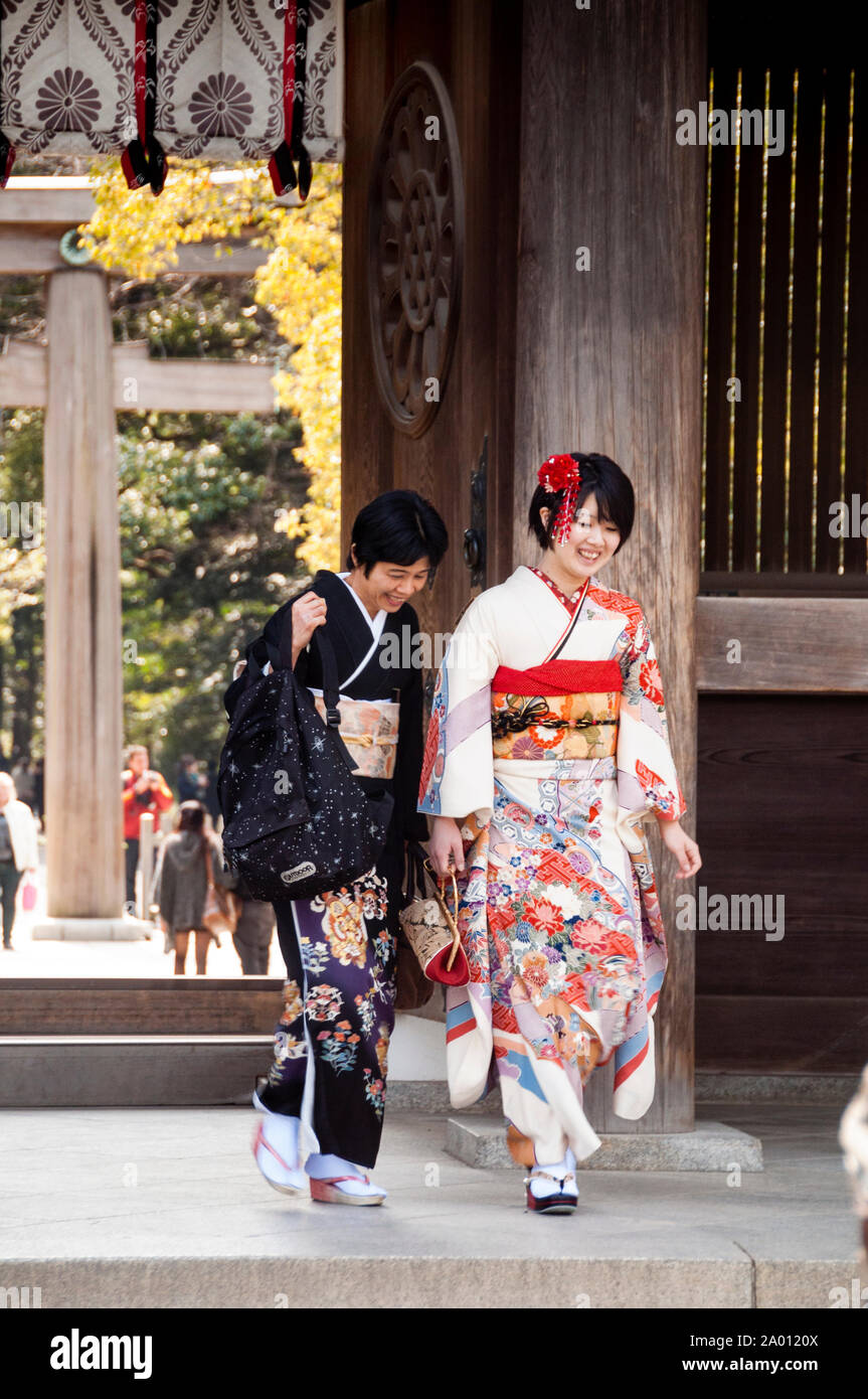 Meiji Shinto Shrine in Tokyo, Japan massive hand carved wood doors and ...