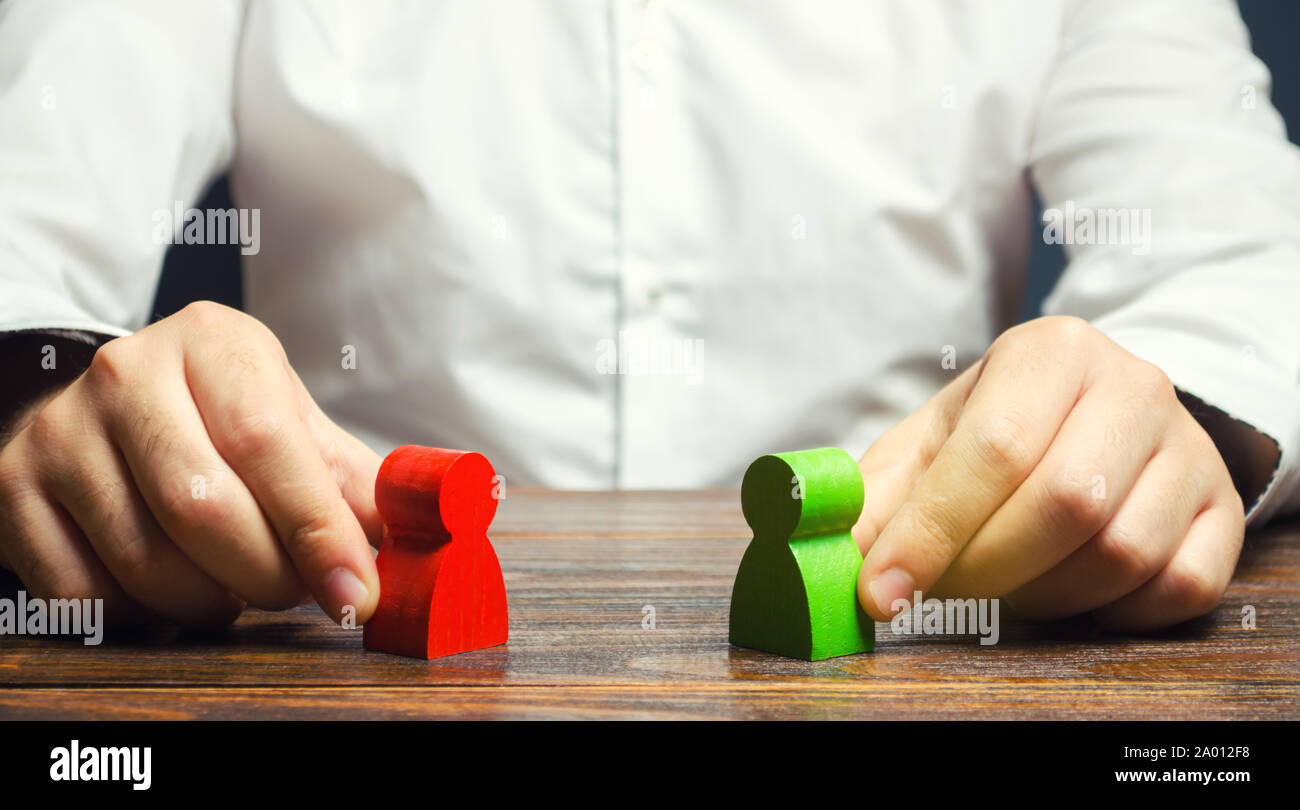 Palm facing each other hi-res stock photography and images - Alamy