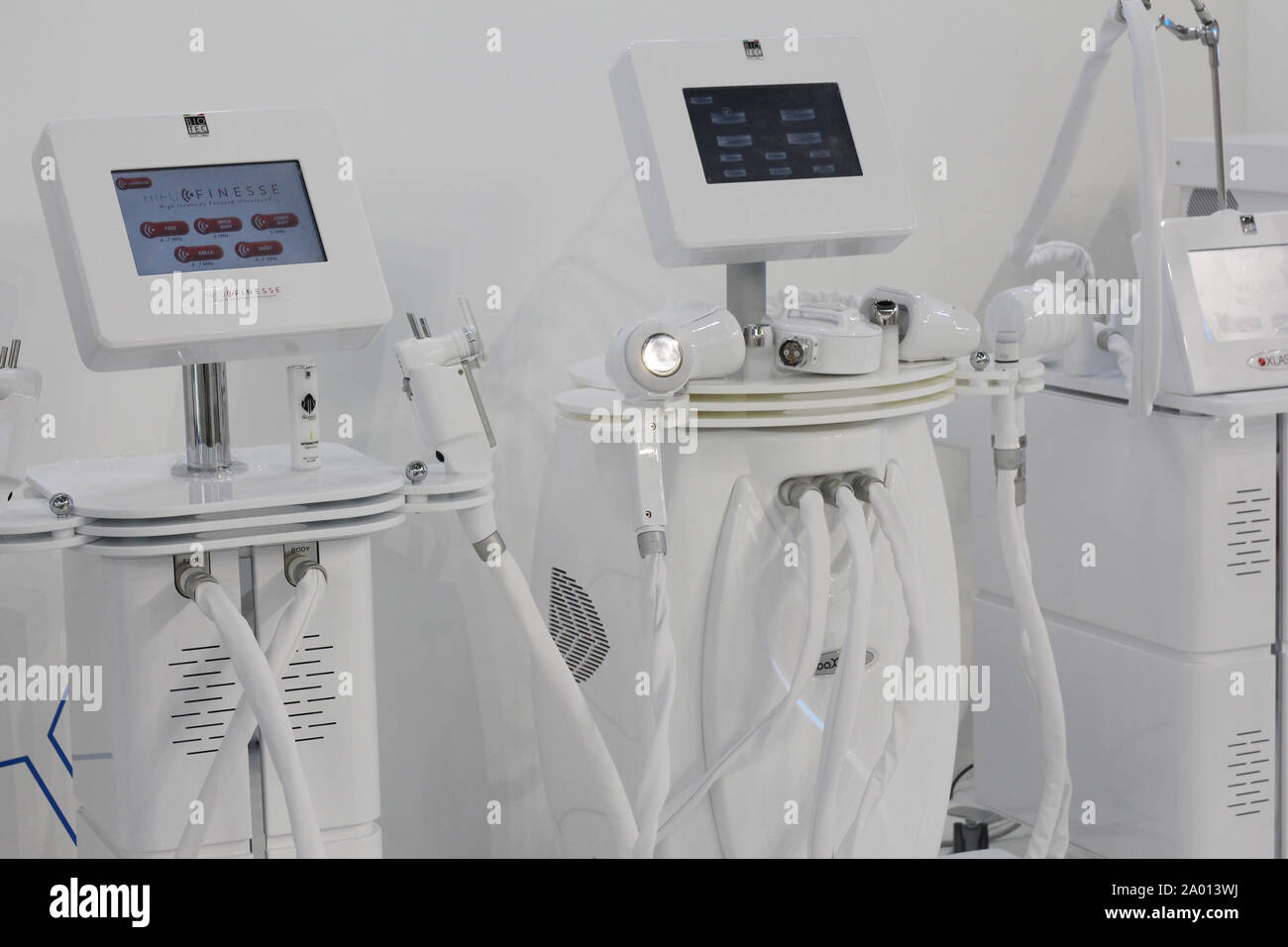 Laser rf rejuvenation hi-res stock photography and images - Alamy