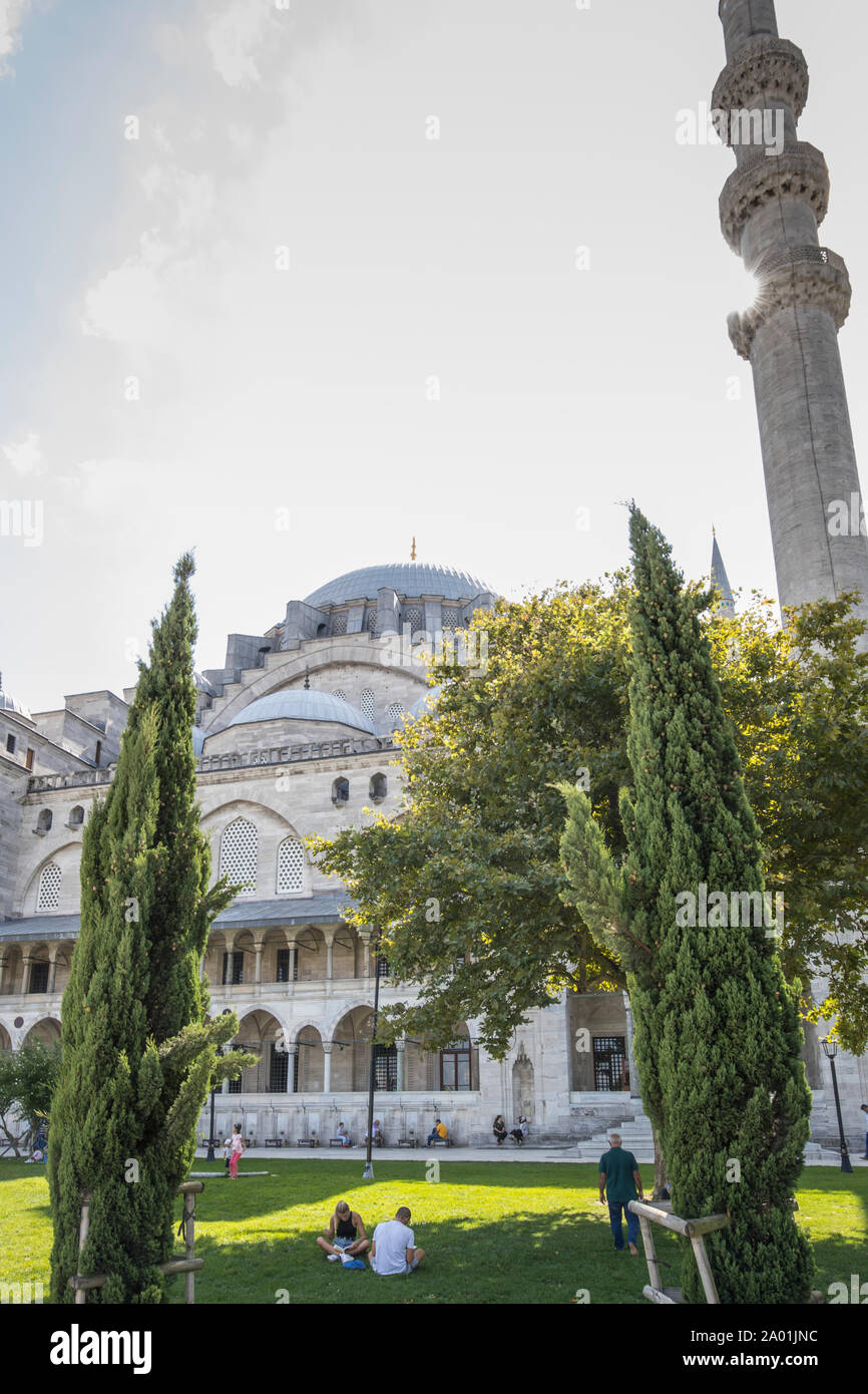 Islamic traditions and culture hi-res stock photography and images - Alamy