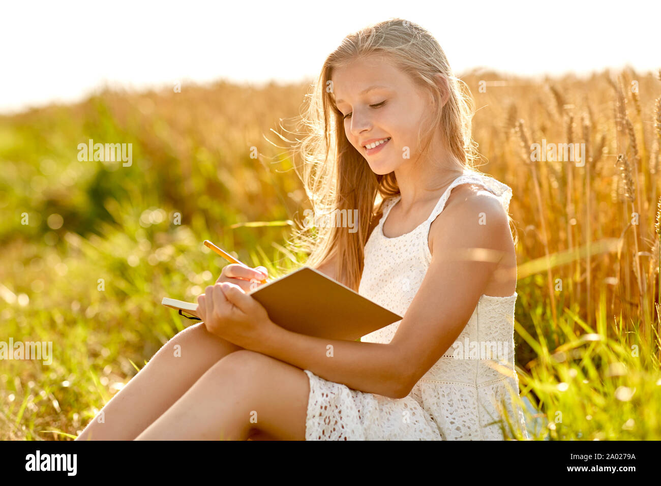 Girl diary hi-res stock photography and images - Alamy